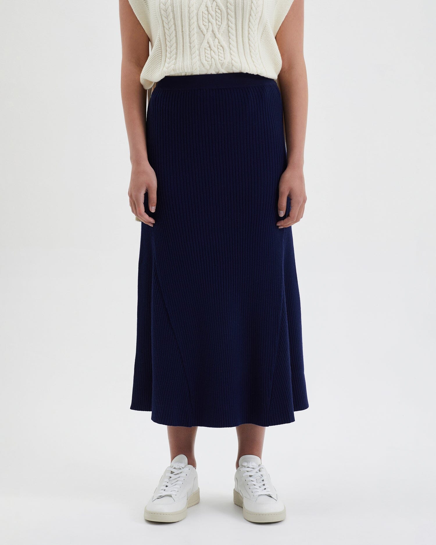 Rachel Midi Skirt in Navy | Wool Knitwear Essential – Iris and Wool